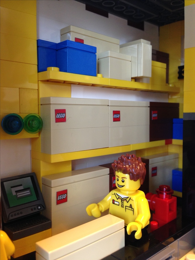 LEGO Ideas: LEGO Store Modular version bereikt 10.000 supporters ...
