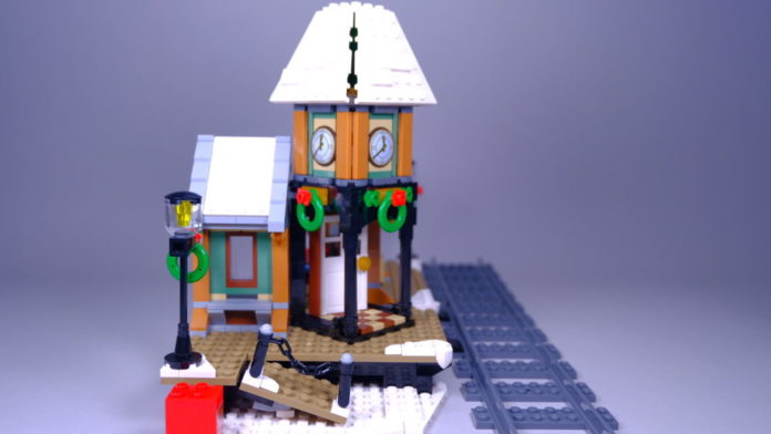 [Review] LEGO Creator Expert Winter Village Station - Bouwsteentjes.info