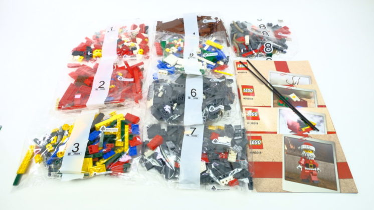 [Unboxing] LEGO 4002018 Santa and Reindeer - Bouwsteentjes.info