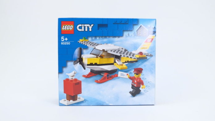 [Review] LEGO City 60250 Mail Plane - Bouwsteentjes.info