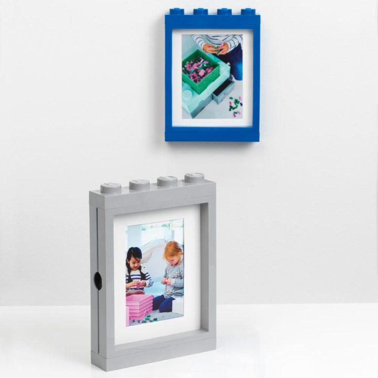 LEGO Picture Frames - LEGO Brick Shelves - Bouwsteentjes.info