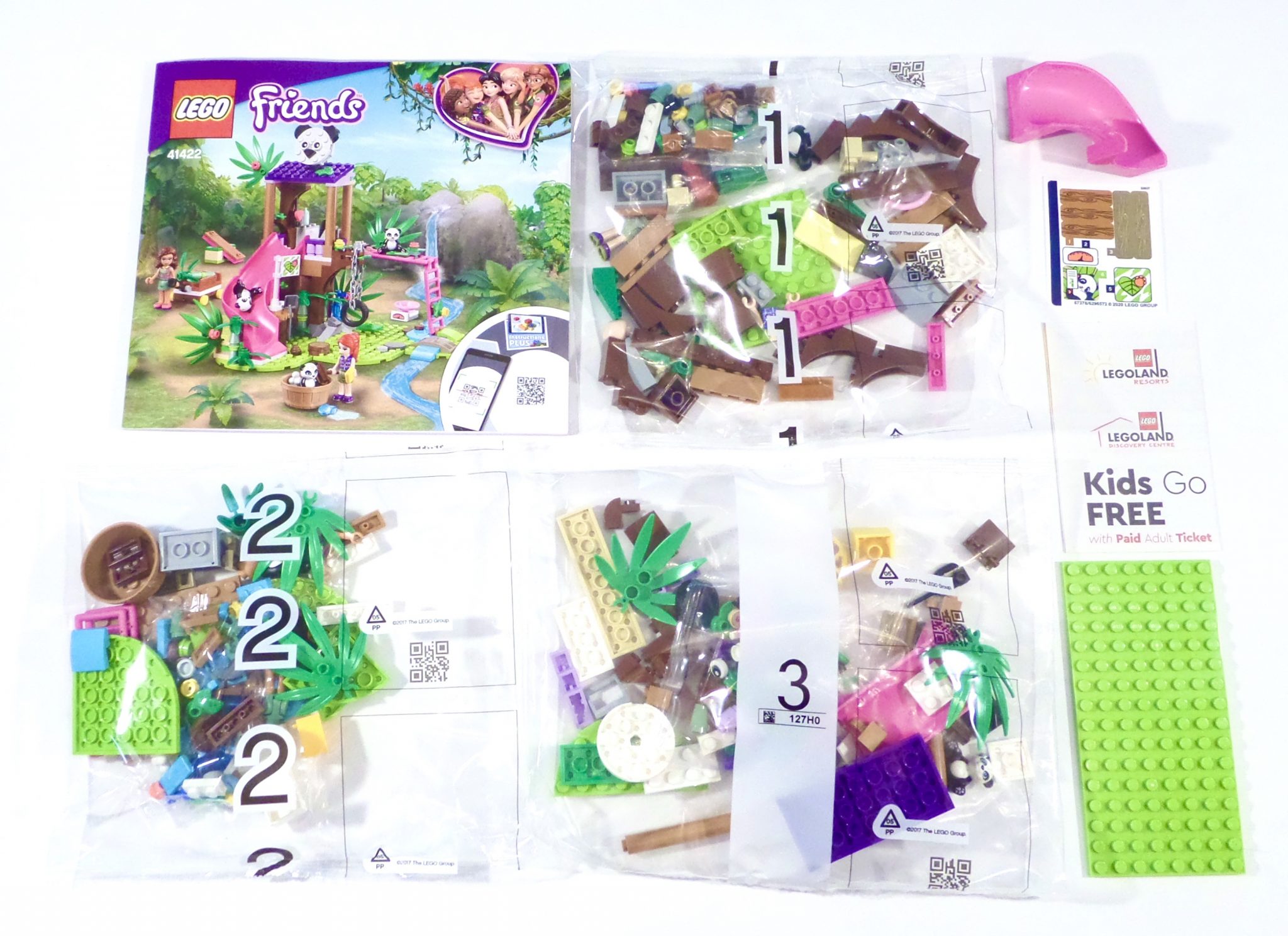 [Review] LEGO Friends 41422 Panda Jungle Tree House - Bouwsteentjes.info