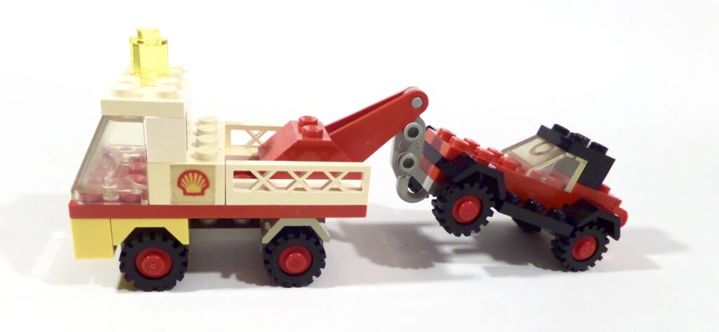 [Retro review] LEGO Town 642 Tow Truck and Car - Bouwsteentjes.info