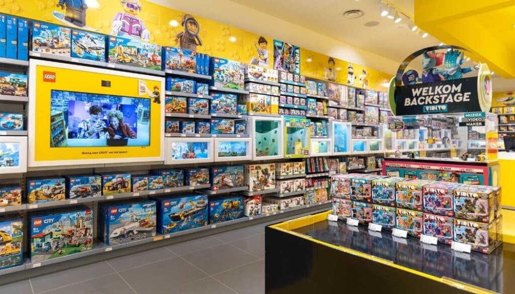 Nieuwe LEGO Store in Leidschendam - Bouwsteentjes.info