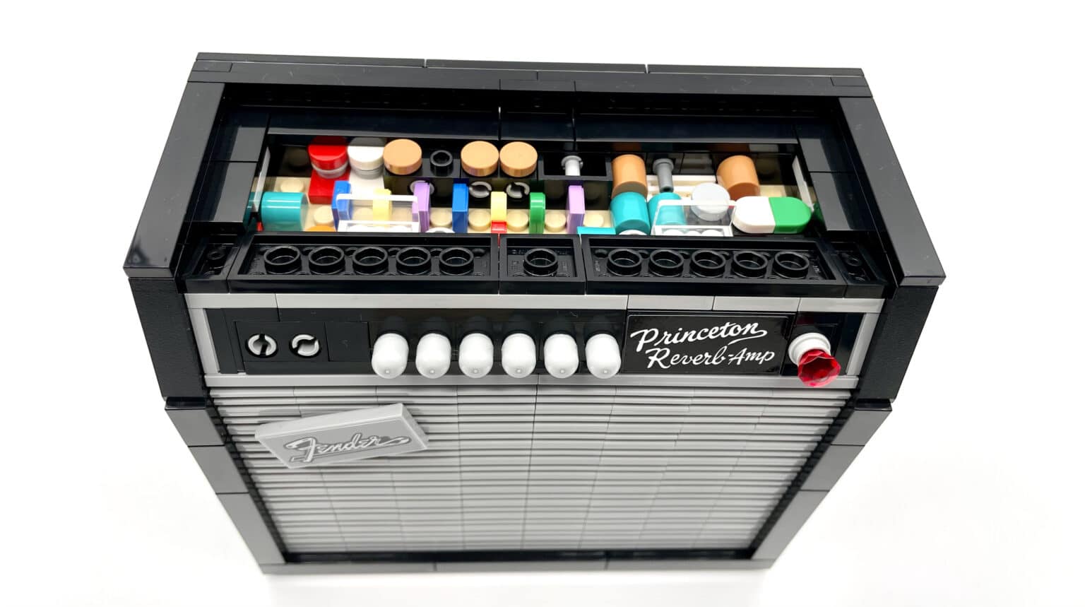 [Review] LEGO Ideas 21329 Fender Stratocaster - Bouwsteentjes.info