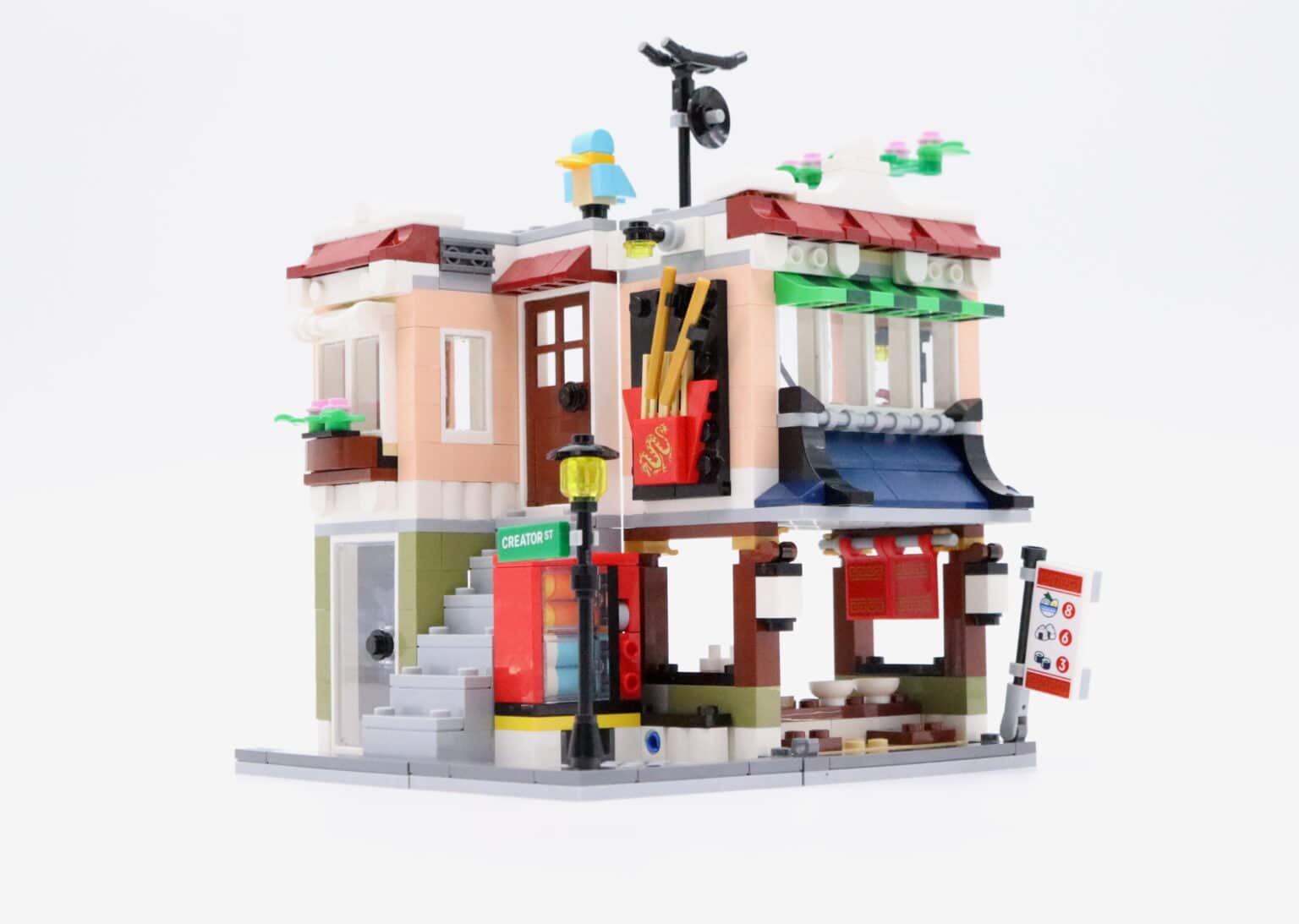 [Review] LEGO Creator 31131 Downtown Noodle Shop