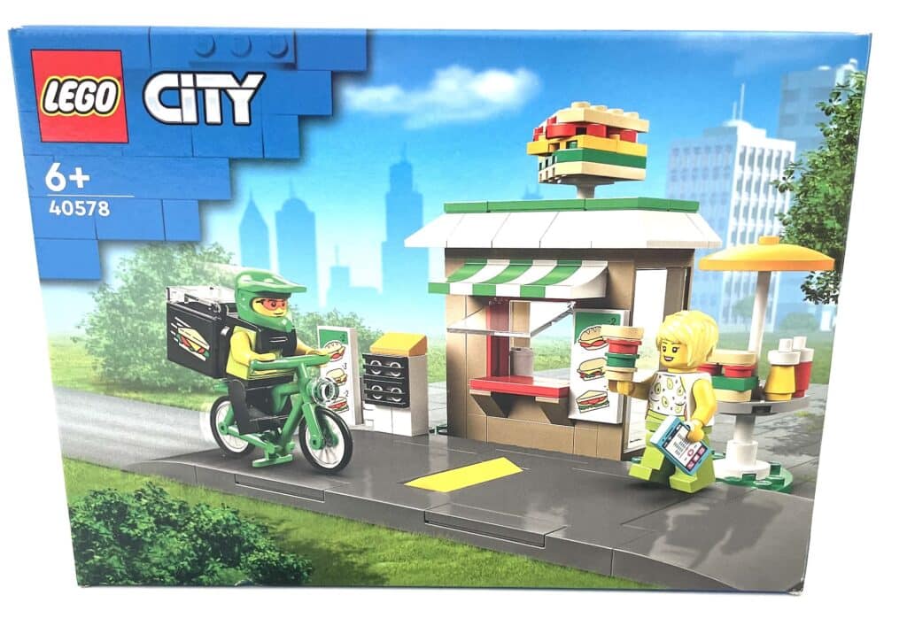 LEGO City 40578 Sandwich Shop review