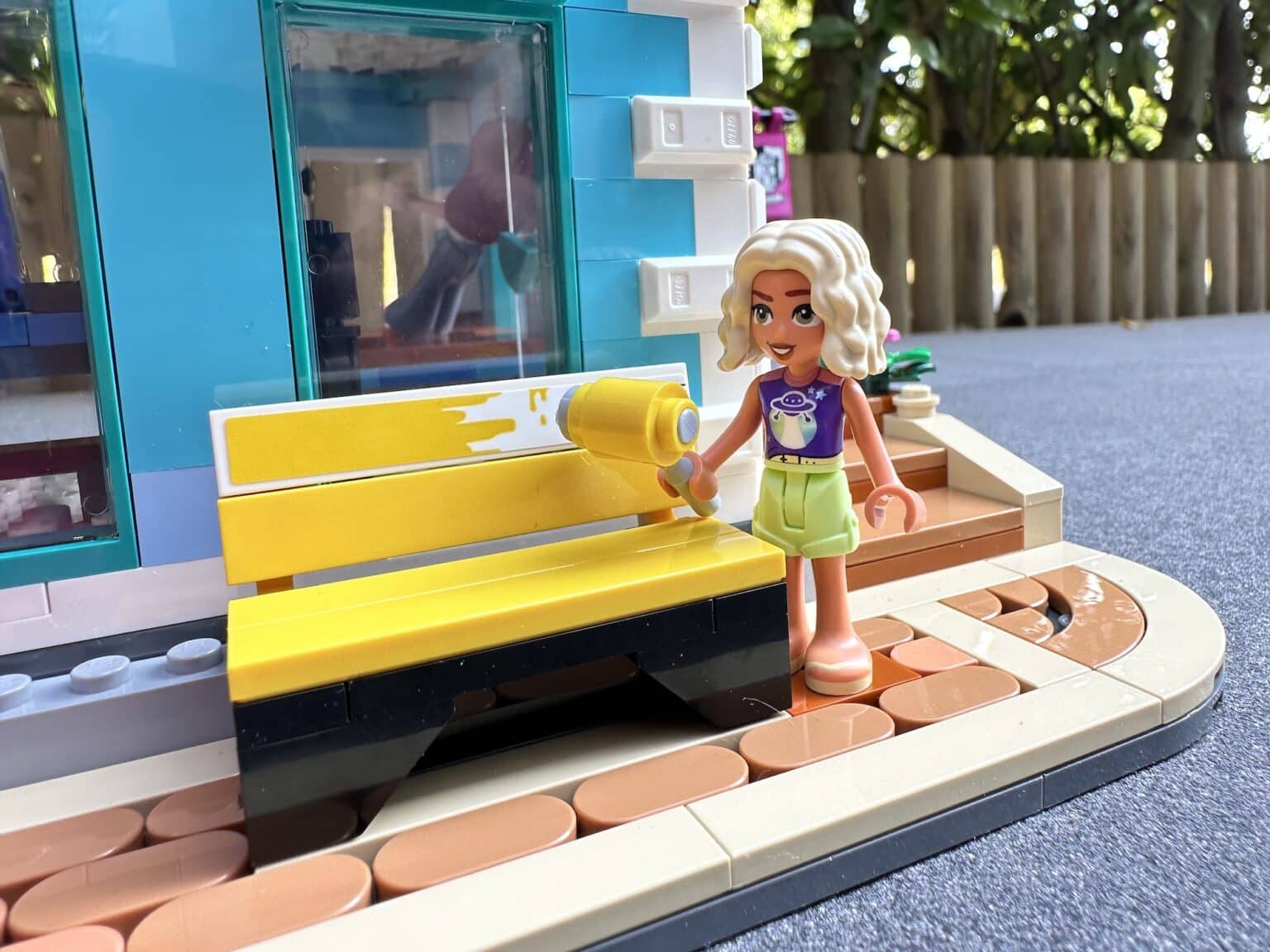 [Review] Zo kleurrijk is het LEGO Friends 41748 Heartlake City ...