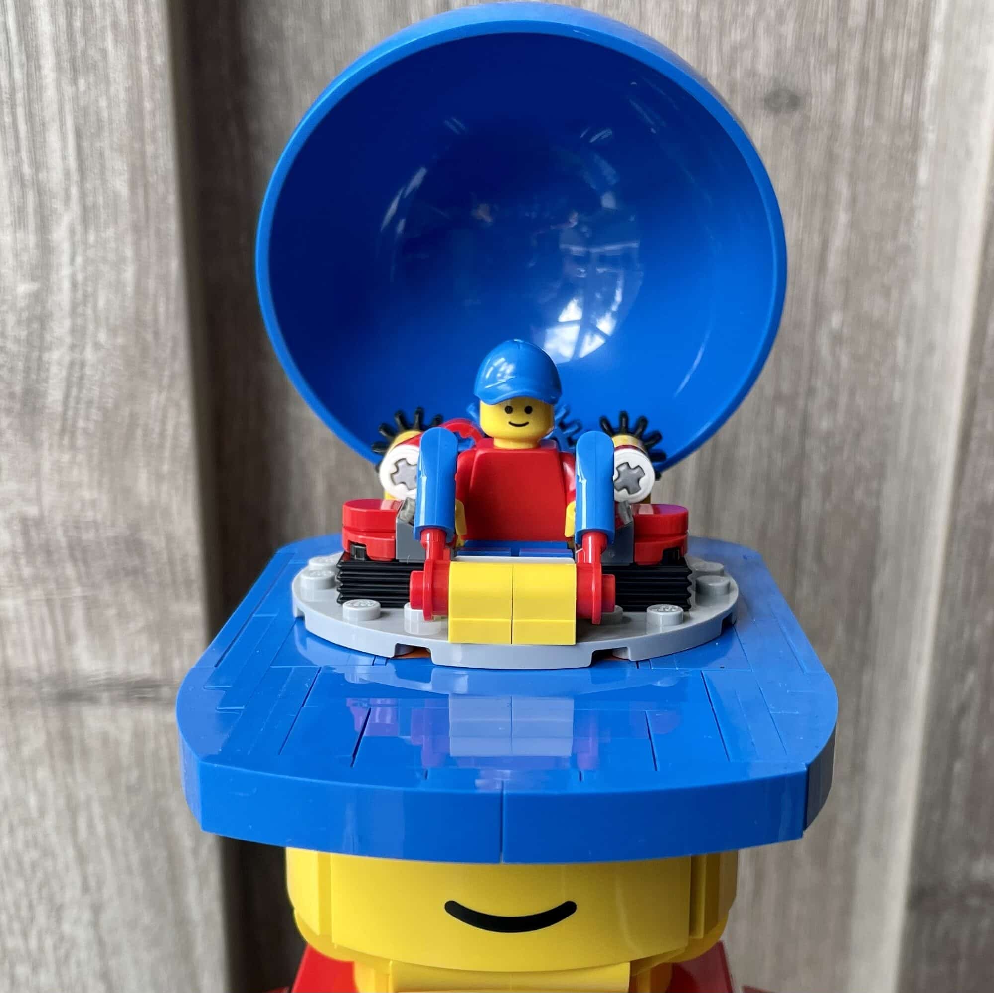 [Review] LEGO 40649 Up-Scaled LEGO Minifigure - brengt deze set ...