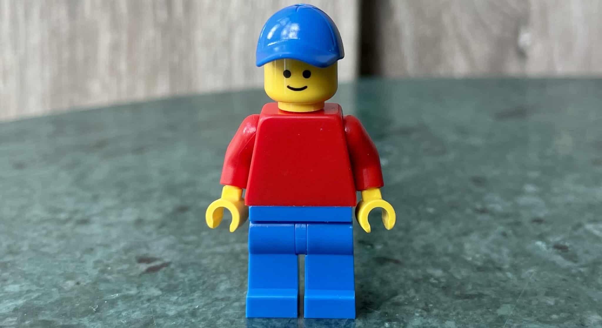 [Review] LEGO 40649 Up-Scaled LEGO Minifigure - brengt deze set ...