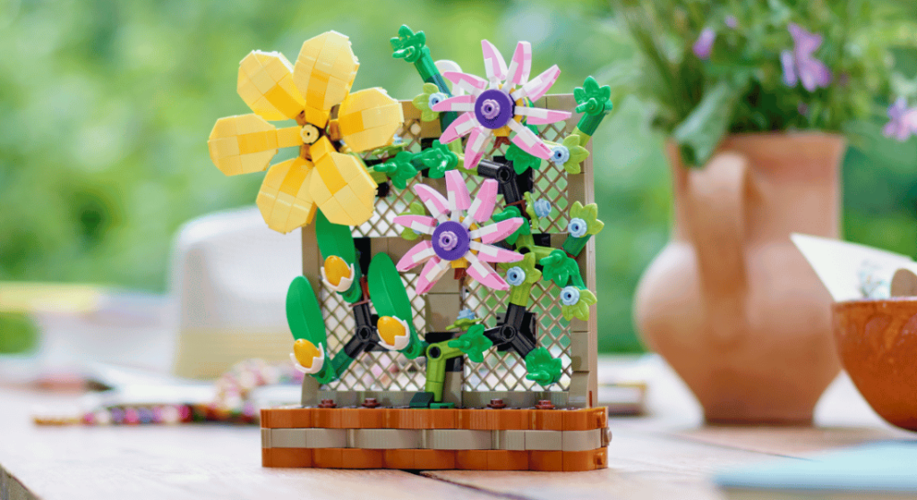 Gratis LEGO 40683 Flower Trellis Display in april